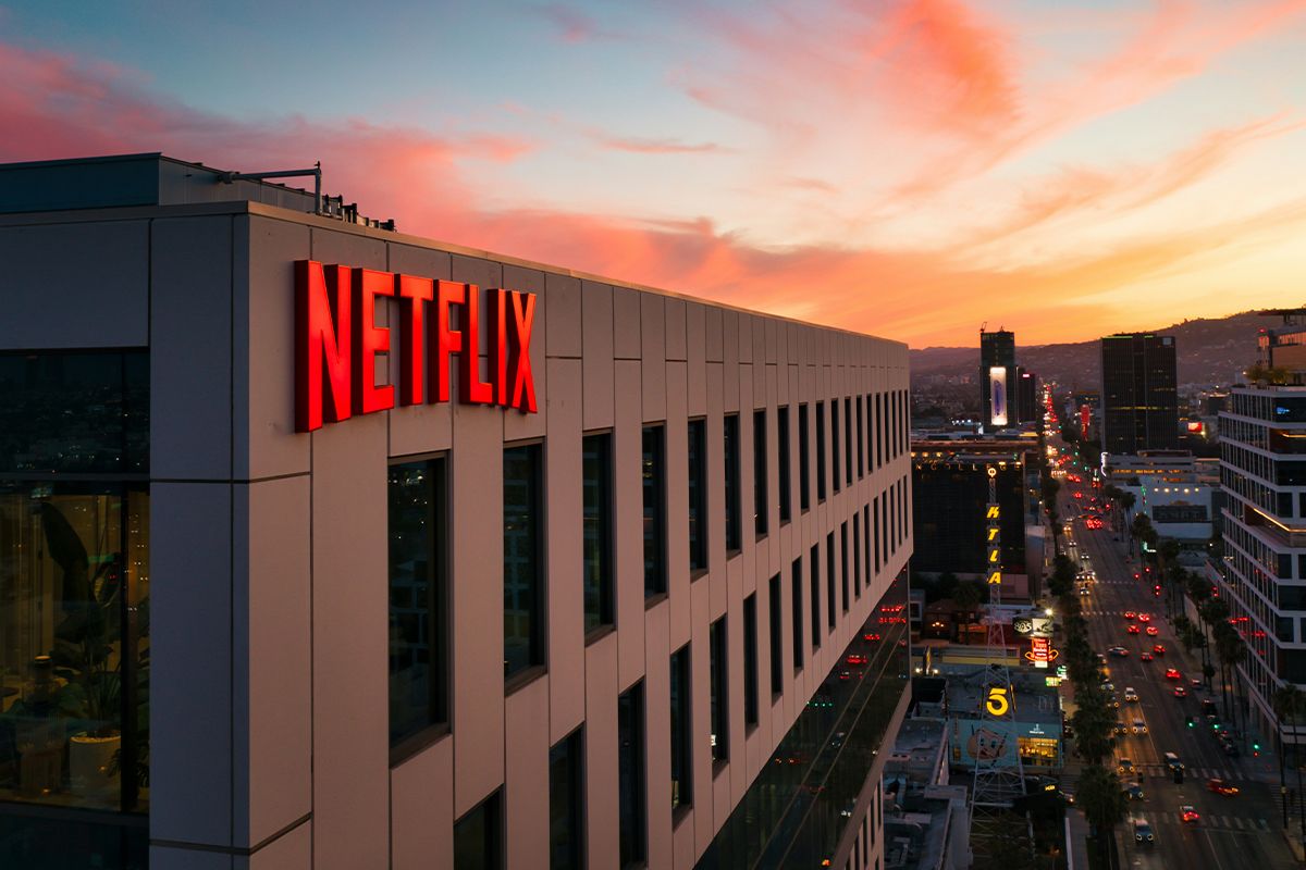 Netflix Makes All-Cash Move for Warner Bros. Studios…