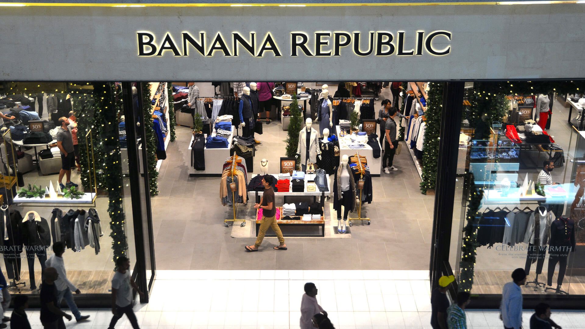 5 Banana Republic Factory Items Smart Seniors Should…