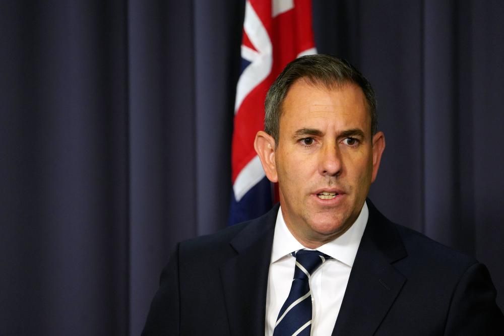 Jim Chalmers says Canadian PM’s ‘stunning’…