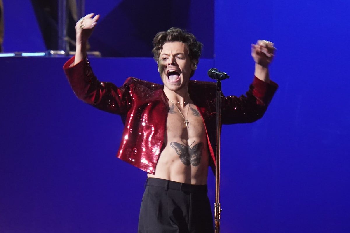 Harry Styles announces world tour with six-night…