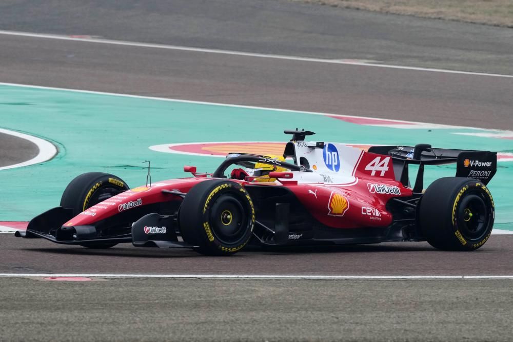 Lewis Hamilton warns new F1 season will present…
