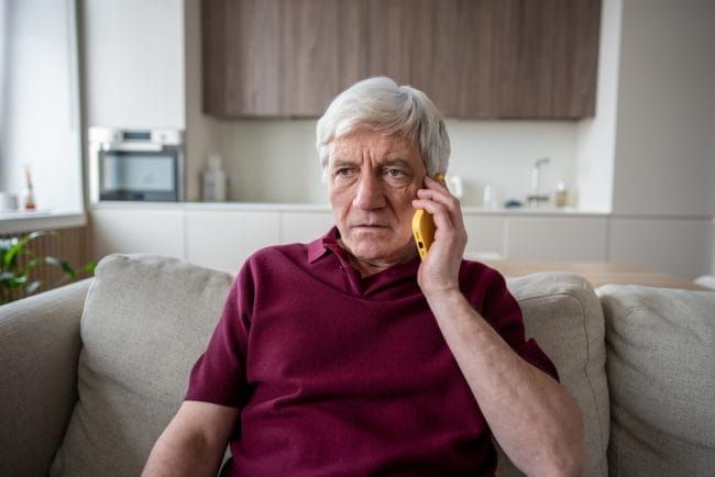 7 Ways to Spot an AI Voice Clone Scam Before You Send…