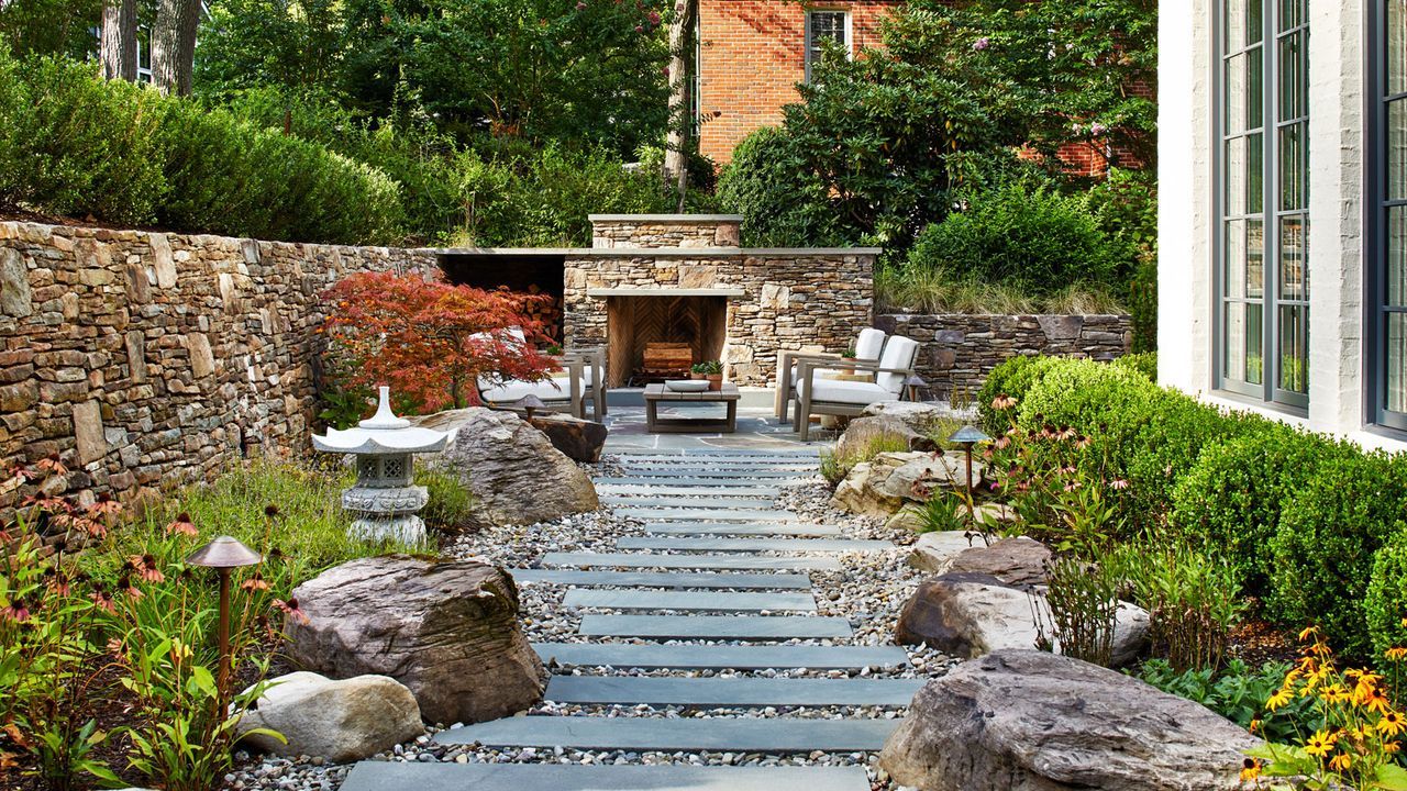 7 Outdated Garden Path Ideas That Date Your Home – and…