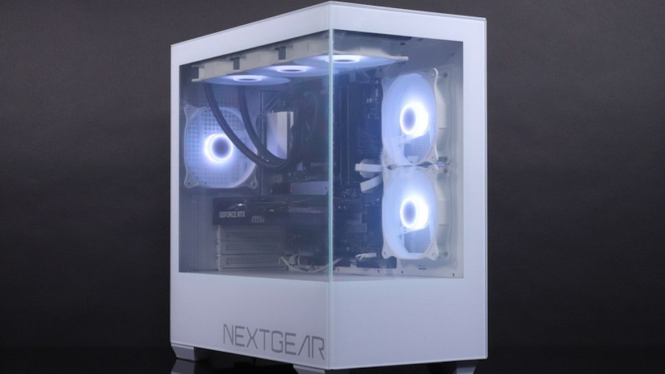 A coin-op gaming PC — and one that can cloak its…