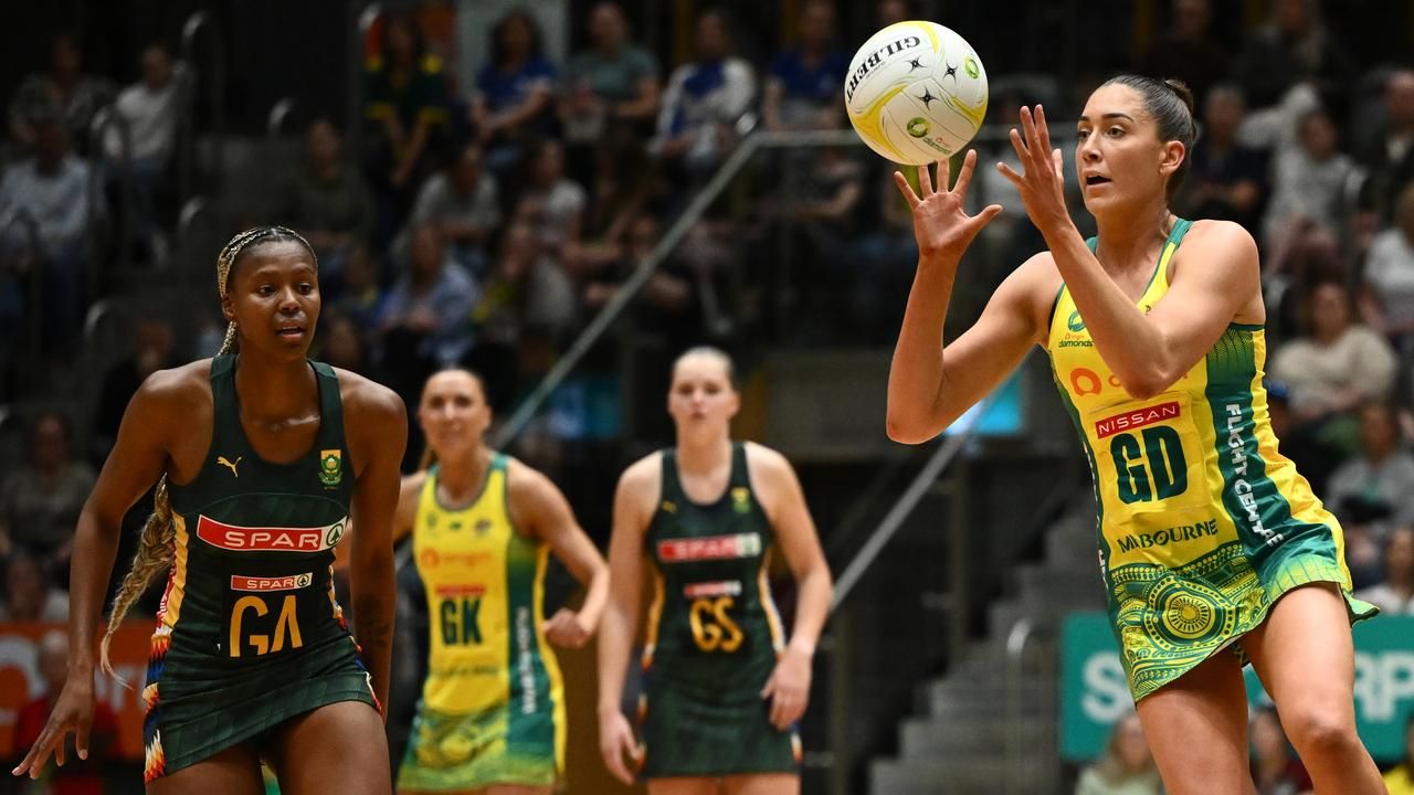 Diamonds settle on replacement for injured defender