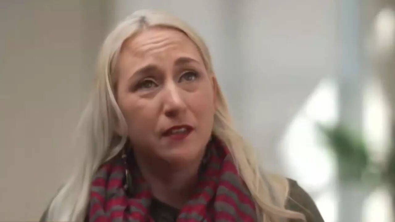 'I watched him die': Woman who filmed Alex Pretti…