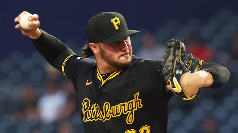 Sports Illustrated - When MLB Pitchers and Catchers…