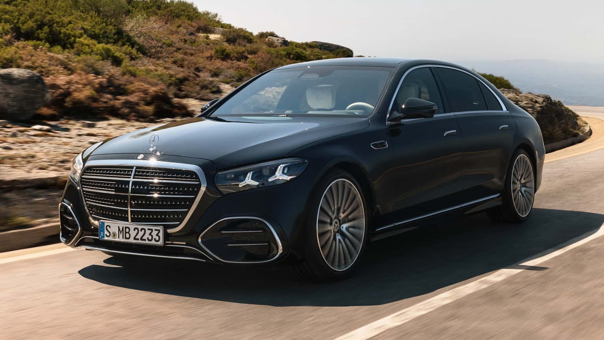 2027 Mercedes-Benz S-Class Debuts With A Surprising V8…