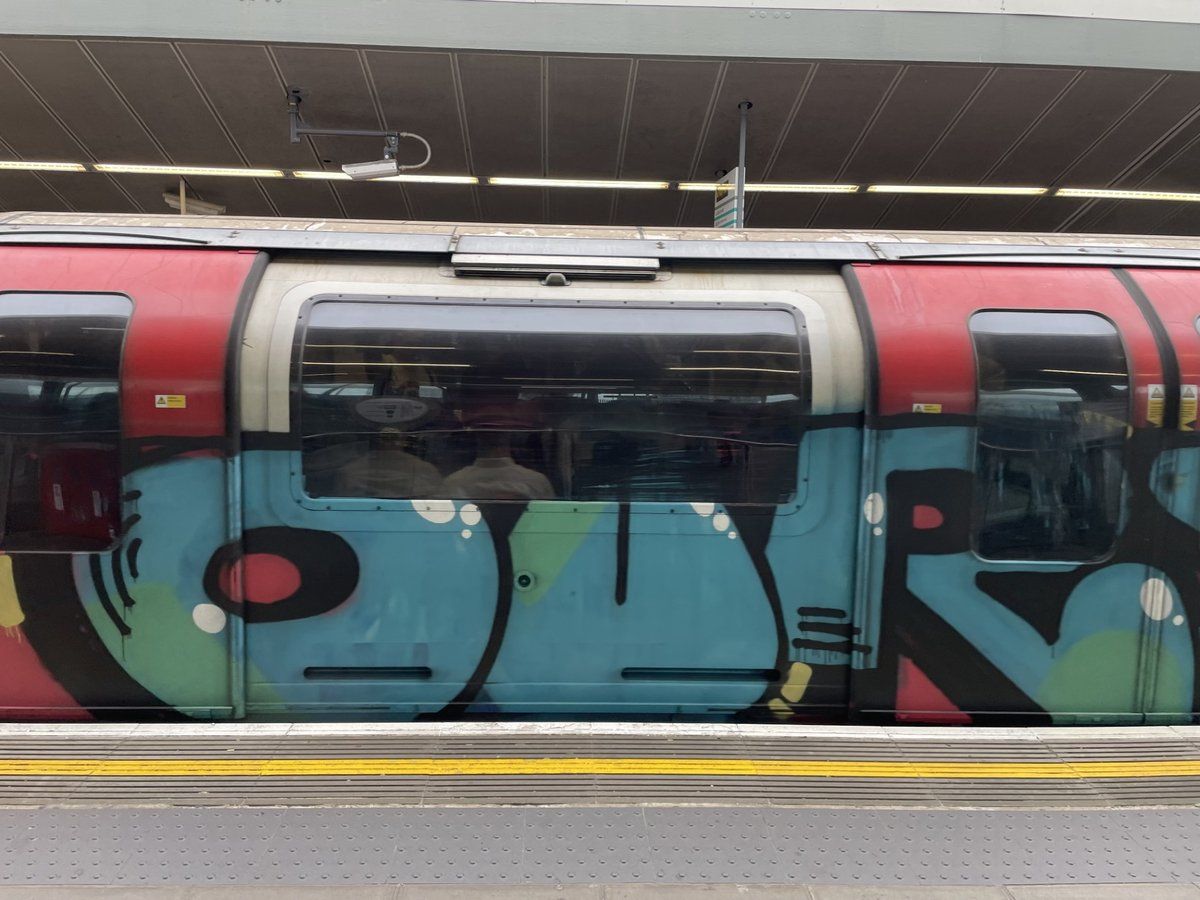 Vandalism on the London Underground jumps by 100% amid…