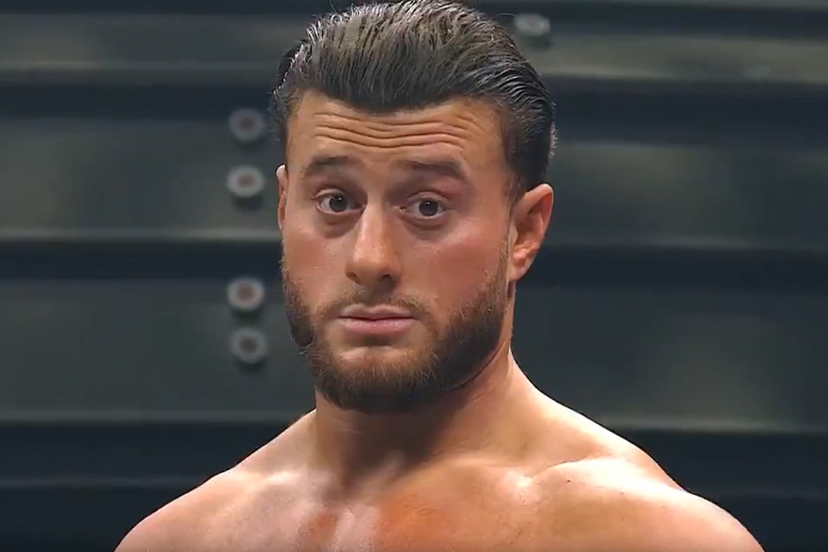 Loud ‘F*** ICE’ chants break out during main event of…