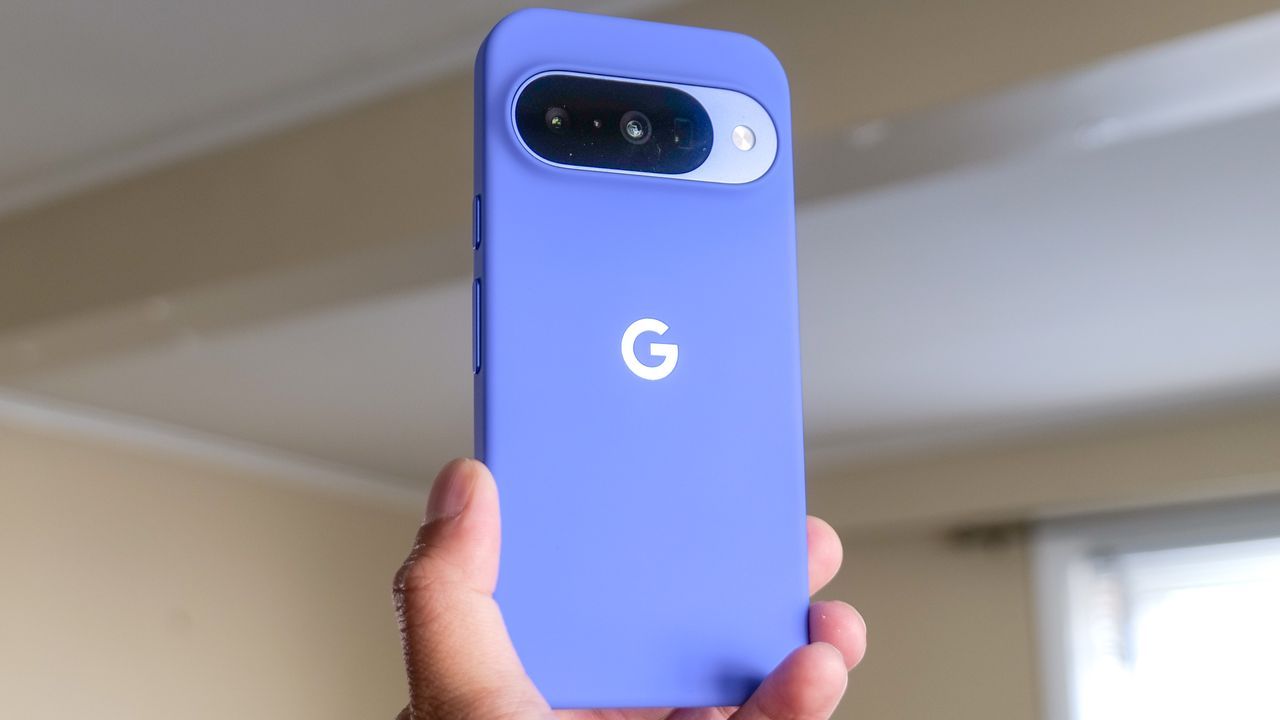 Google Pixel owners report that their phones keep…