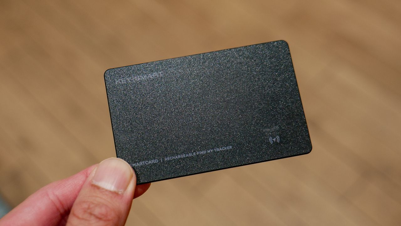 Forget AirTag 2 — I tried this tracking card that…