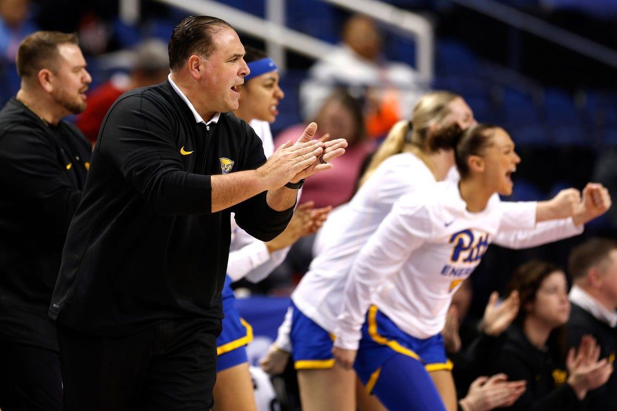 Six former players sue major college basketball…