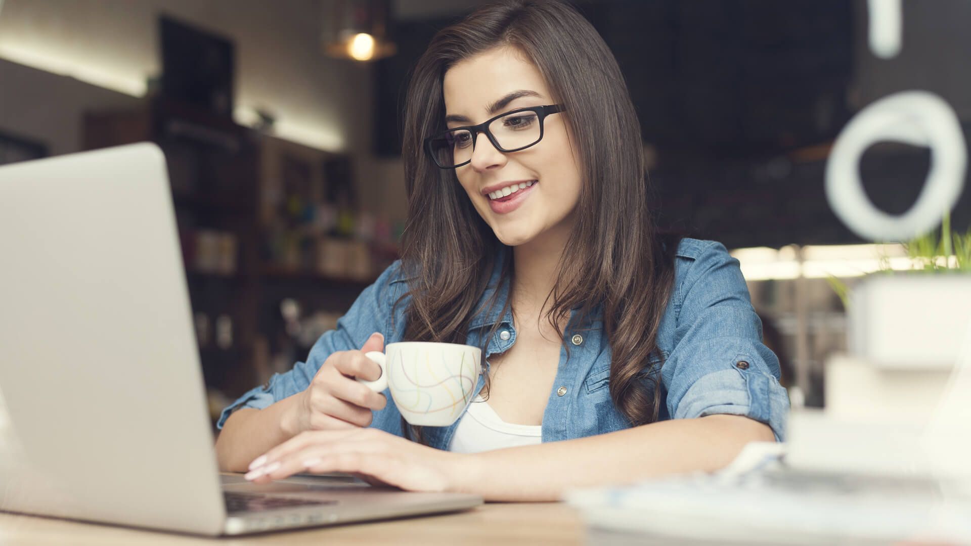 8 Small Habits That Will Build Your Money Know-How,…