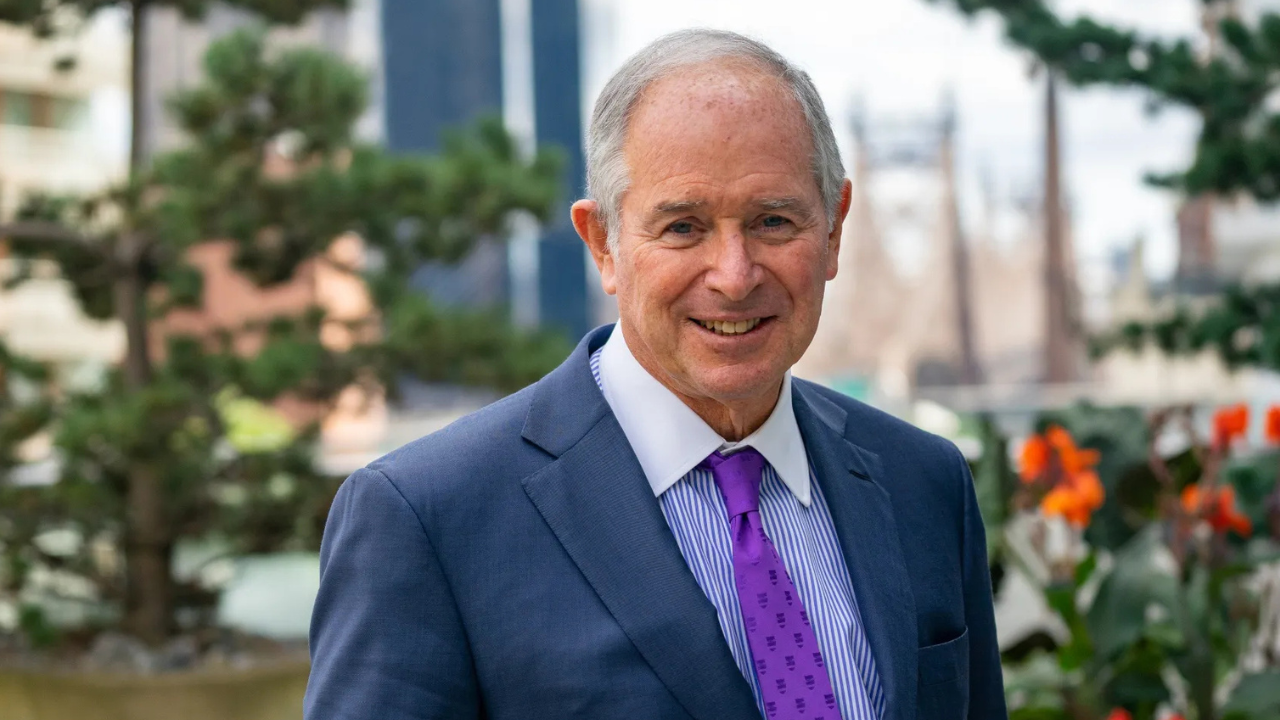 Blackstone founder Stephen Schwarzman plans to donate…
