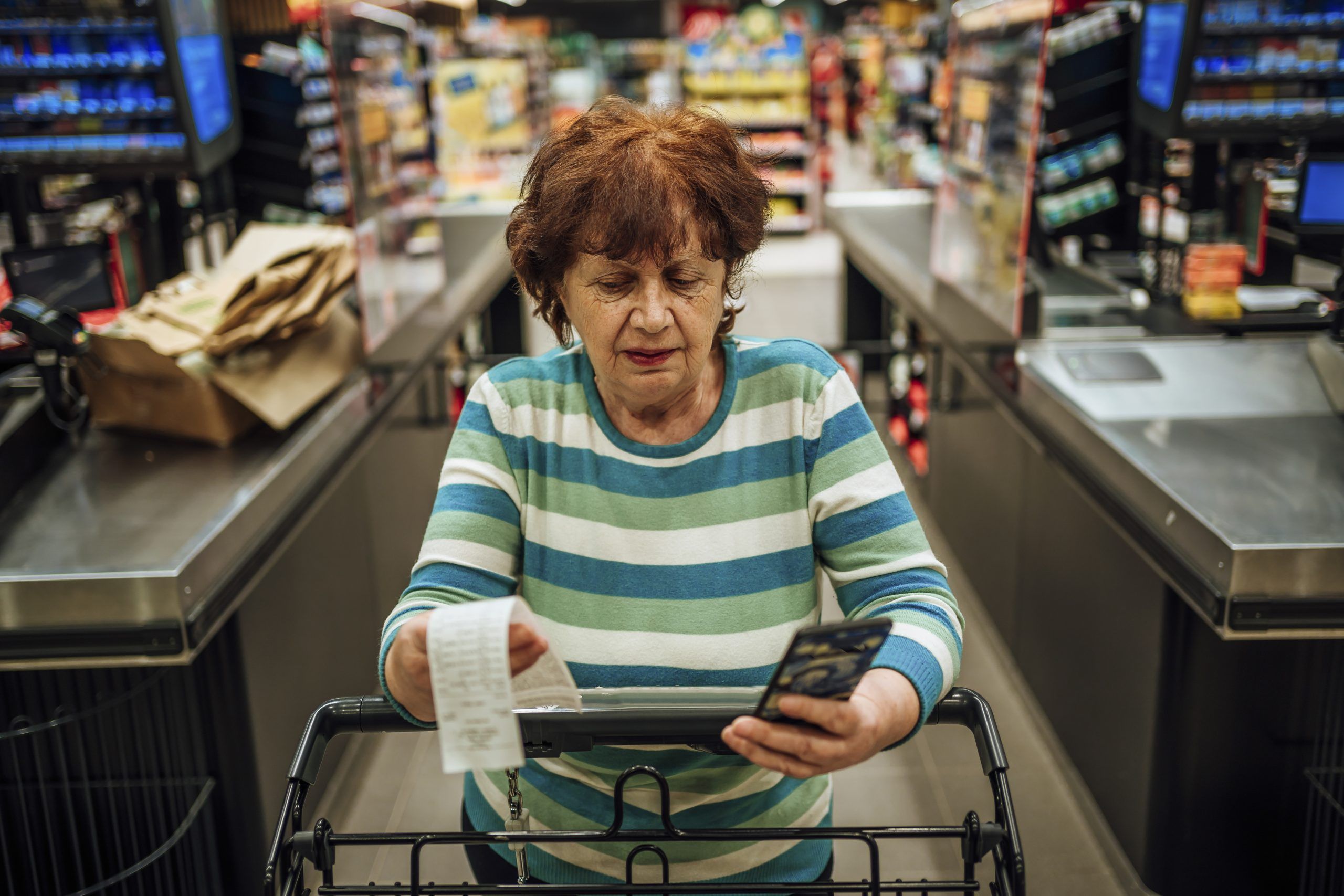 I Asked ChatGPT How To Lower My Grocery Bill Without…