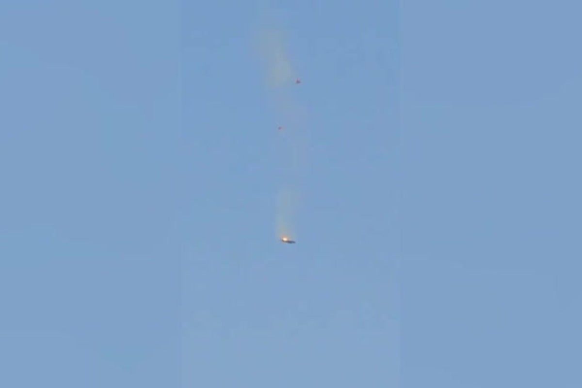 Video shows flaming US fighter jet tailspins to ground…