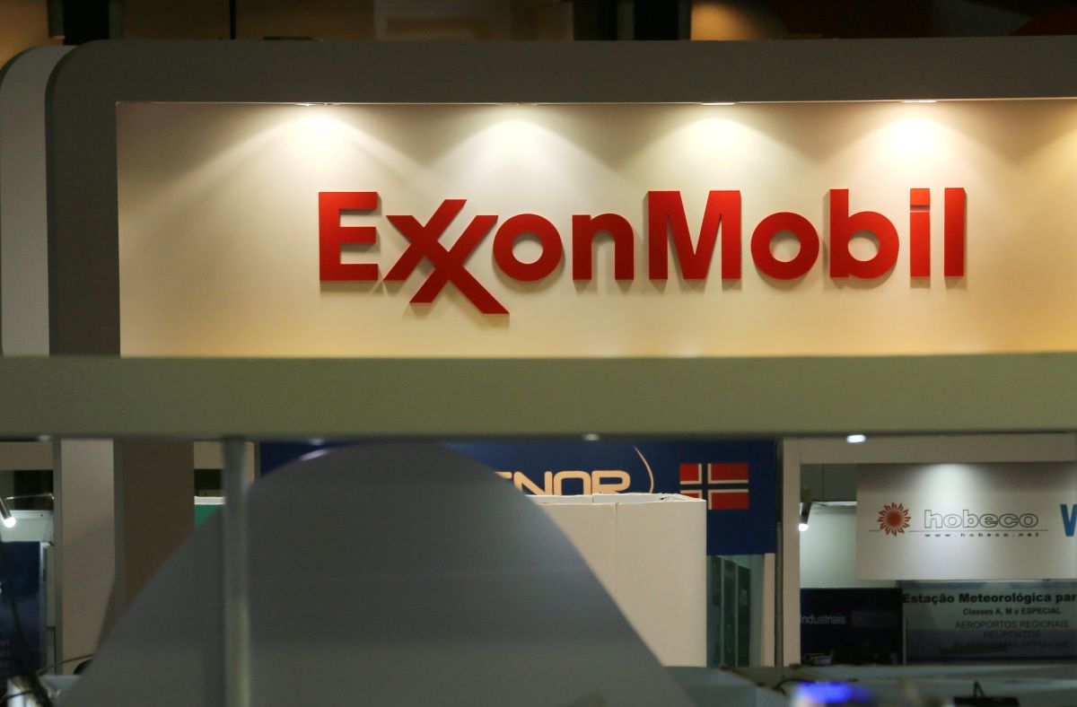 Exxon Mobil Stock Rallies on Oil Price Surge Amid…