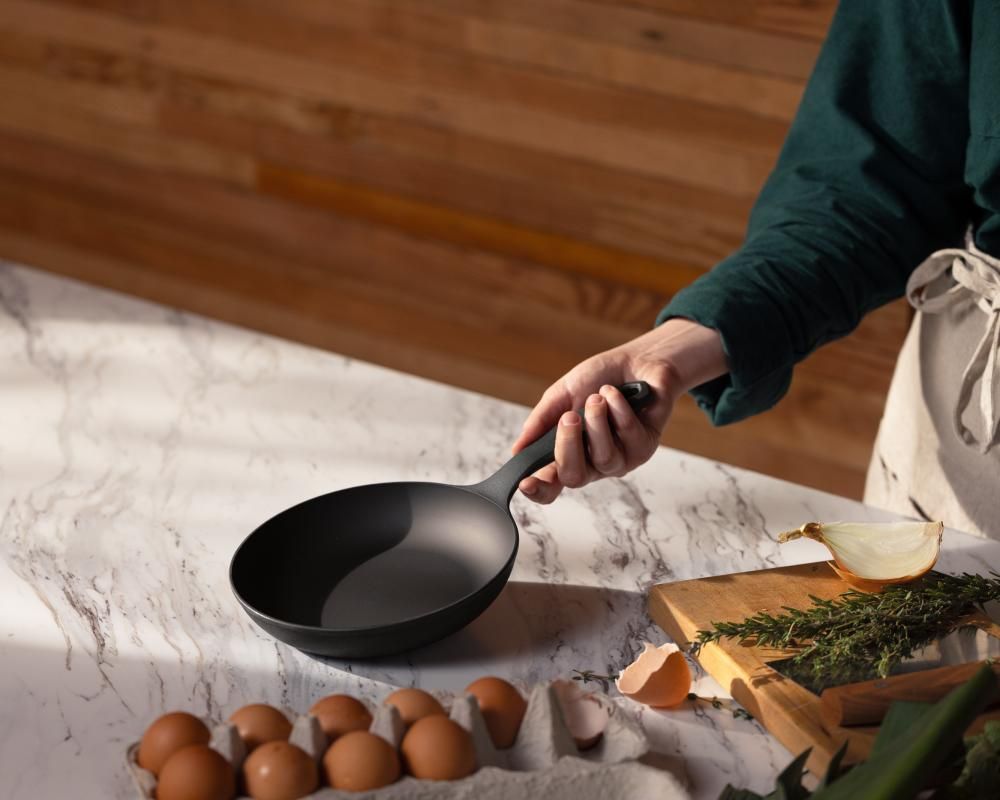 Field Company’s new No 5 chef skillet fixes everything…