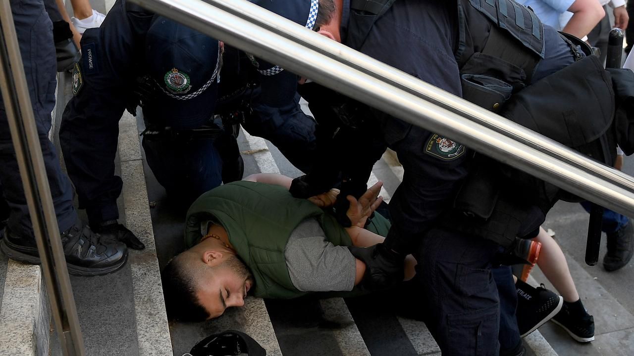 Revealed: police powers warning before protest fiasco