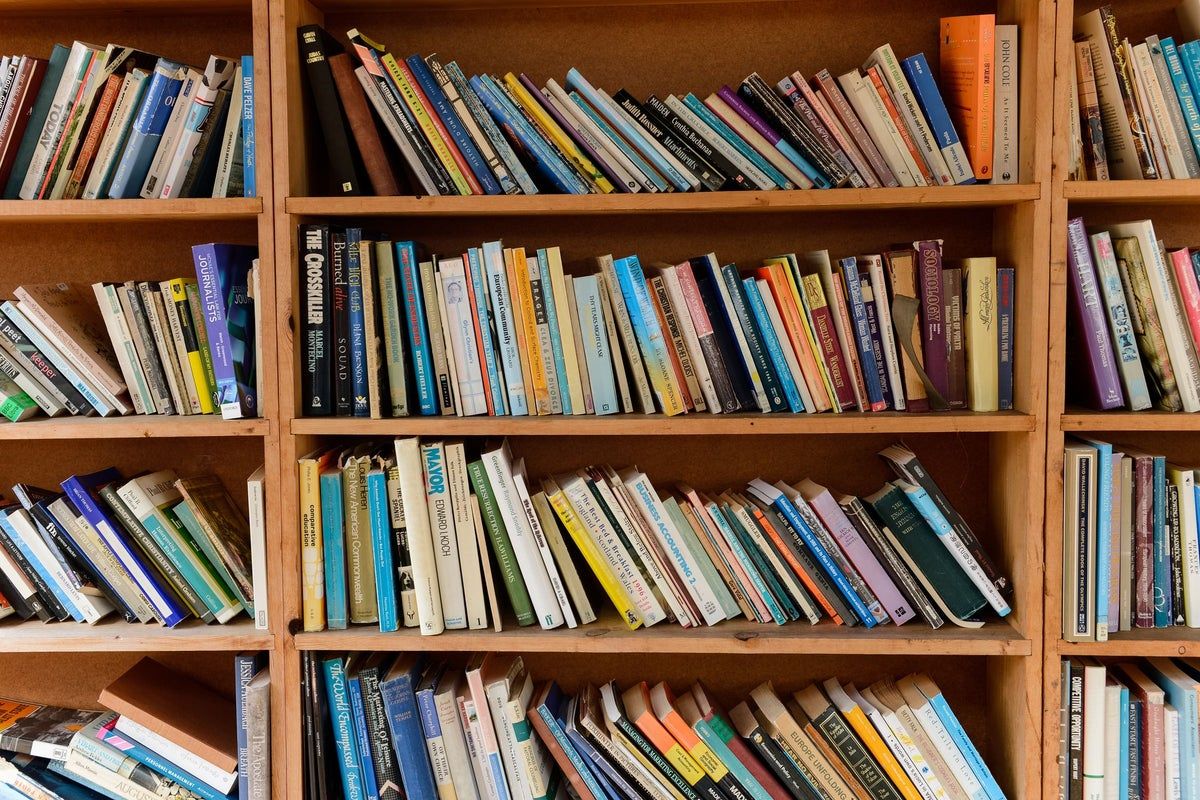 UK Society of Authors launches logo to identify books…
