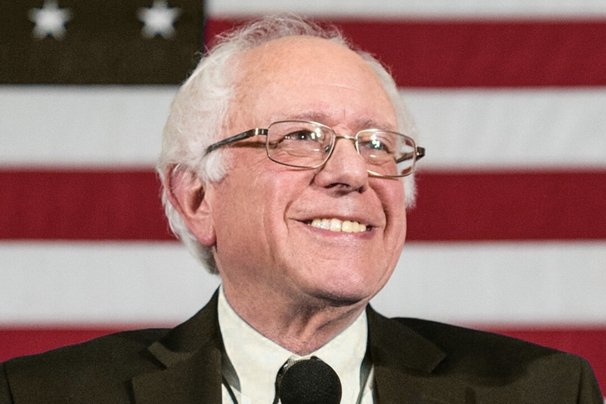 Bernie Sanders' Media Monopoly Alert: Right-Wing…