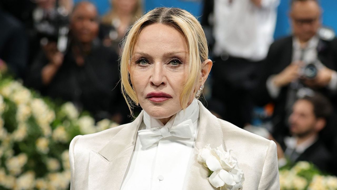 Madonna's Early 2000s Lap Pool Exuded…