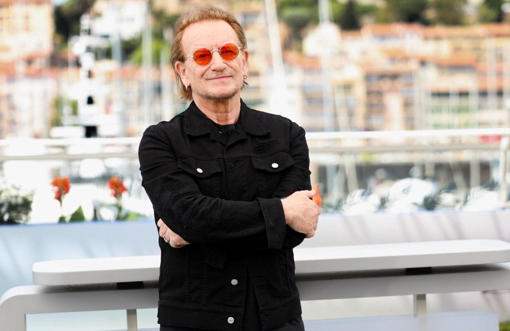 U2's Bono and more pay tribute to late Clannad singer…