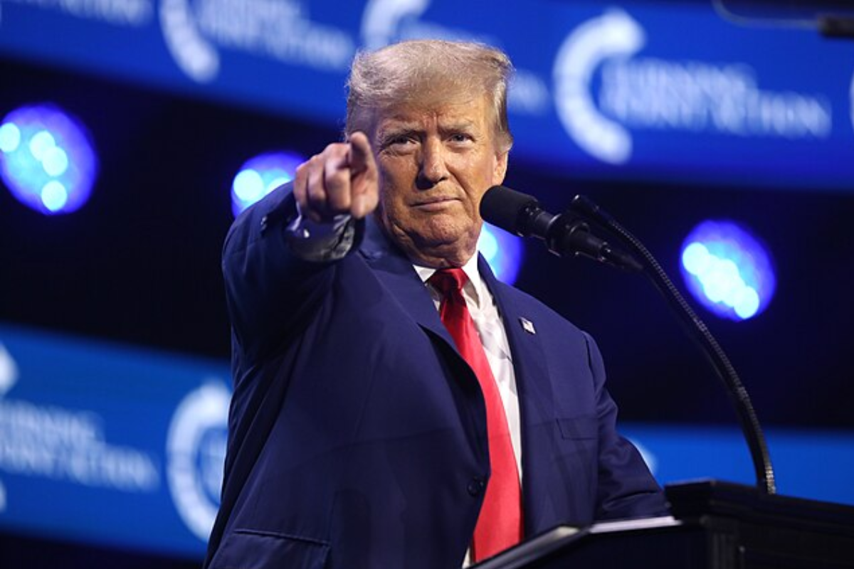 'Don't Reject Me!' Trump Fundraising Email Lures MAGA…