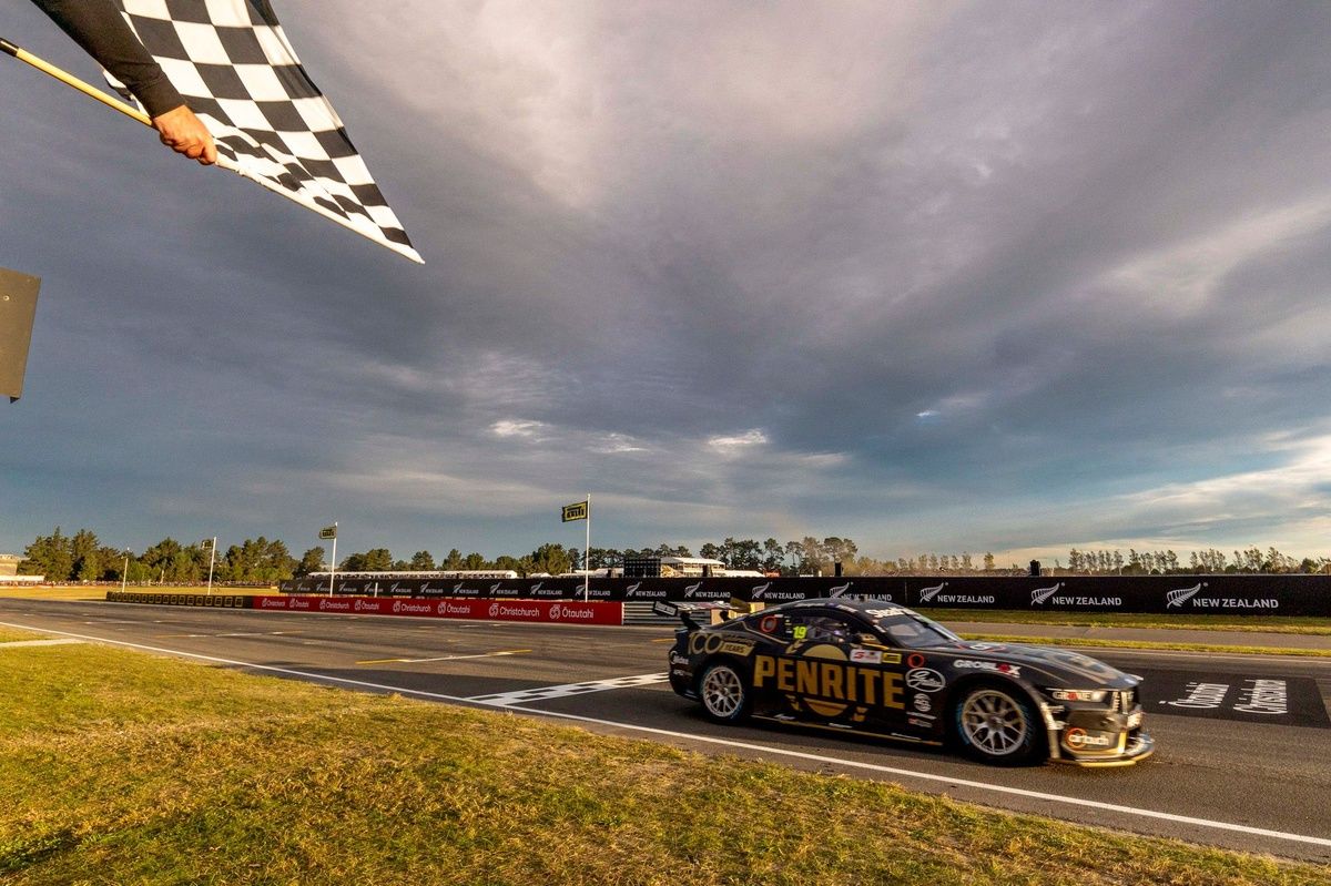 The Latest Breaking News from Grove Racing – inkl news