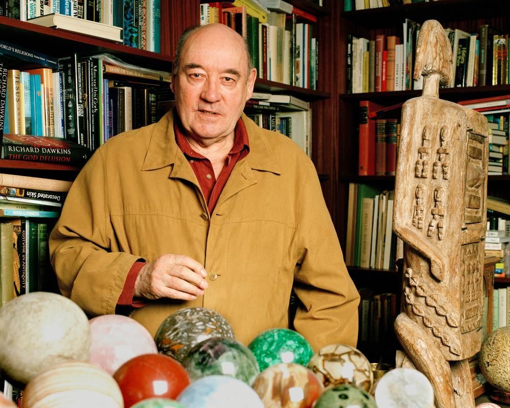 Zoologist, author and presenter Desmond Morris dies…