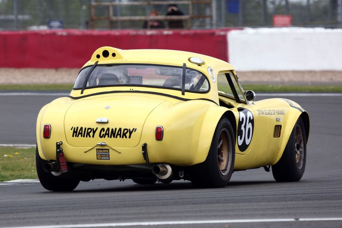 Hairy finish for Canary Cobra duo as they win Equipe 6…