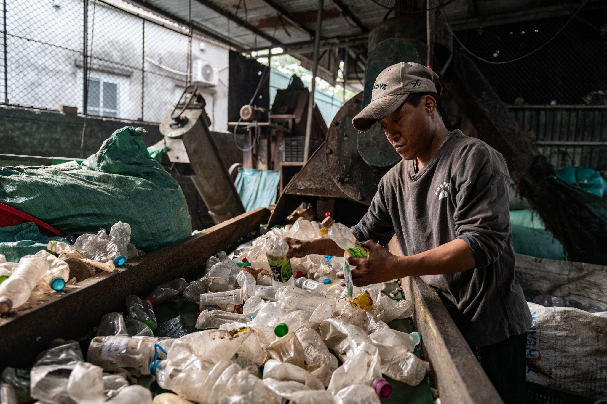 The Iran war's oil shock causes a plastic shortage in…