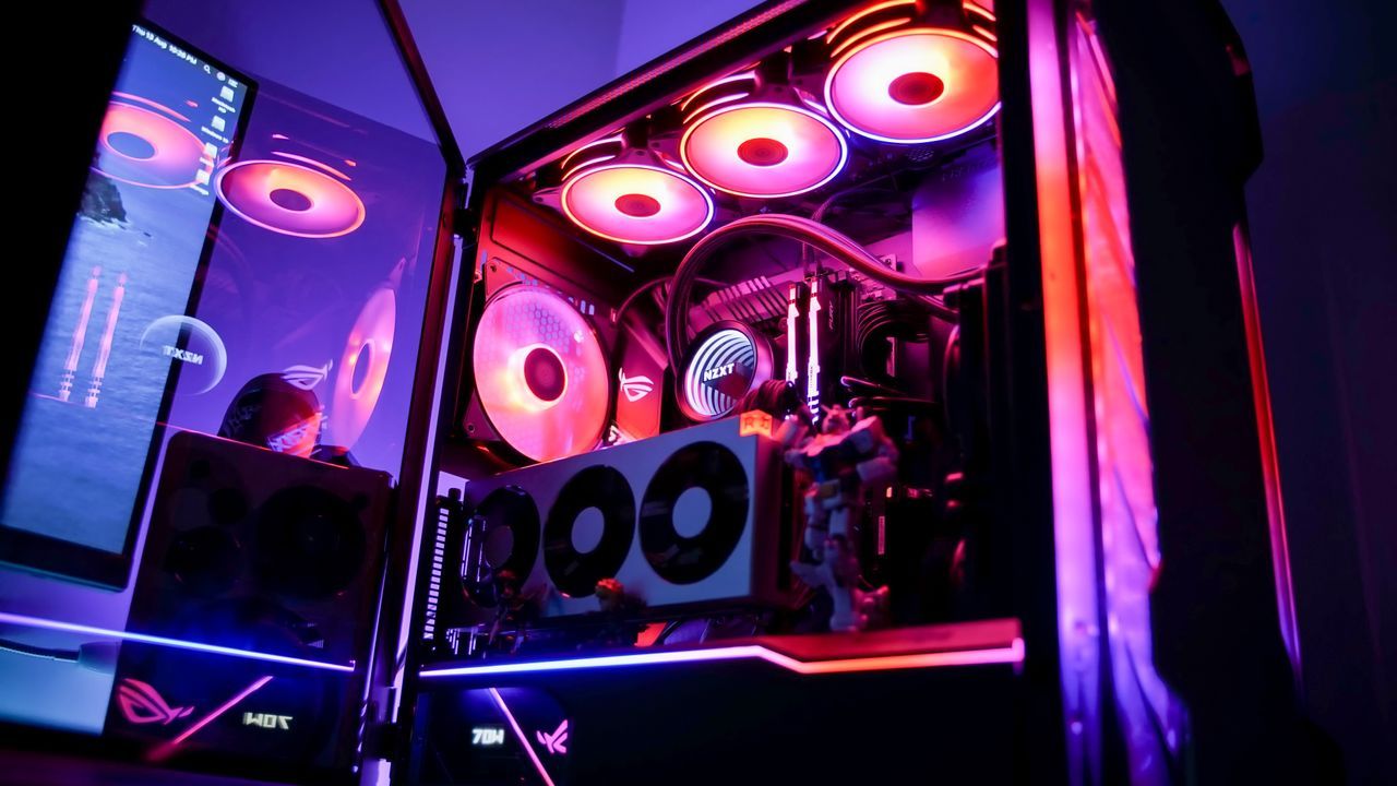 Someone has built a gaming PC the size of a room,…