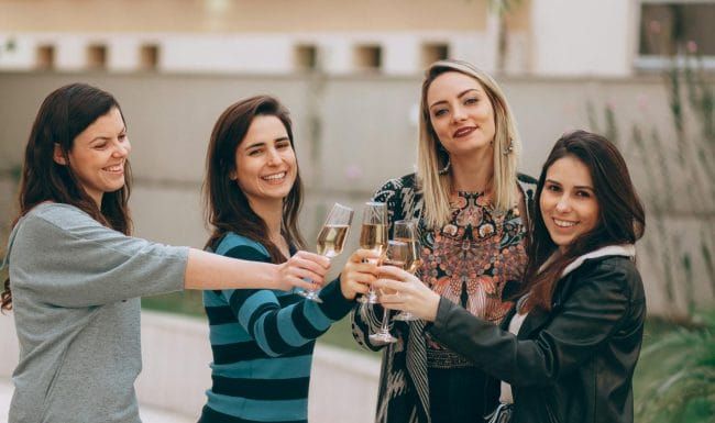 Is Your Friend Group Toxic? 5 Red Flags to Watch For…