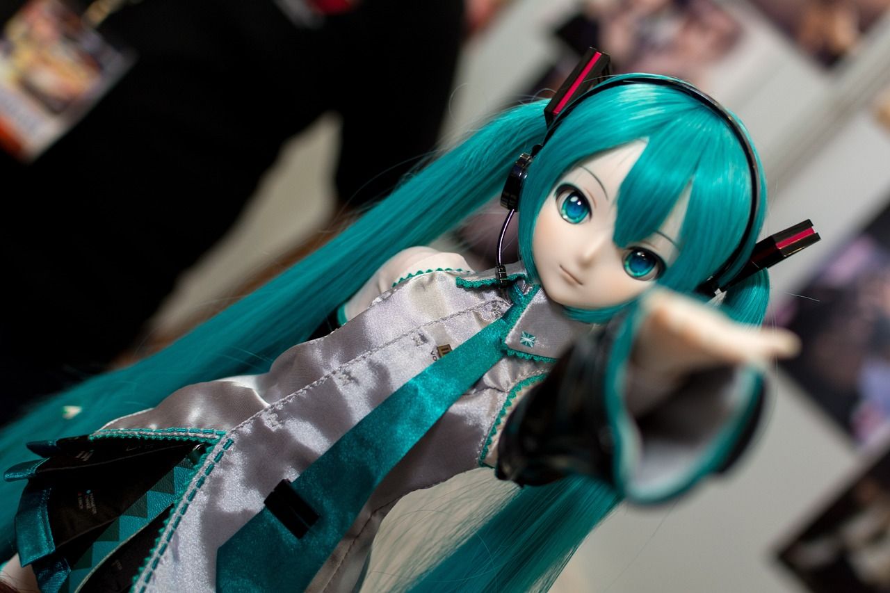 Hatsune Miku Cosplayer's $15 Red Liquid 'Foot Juice'…