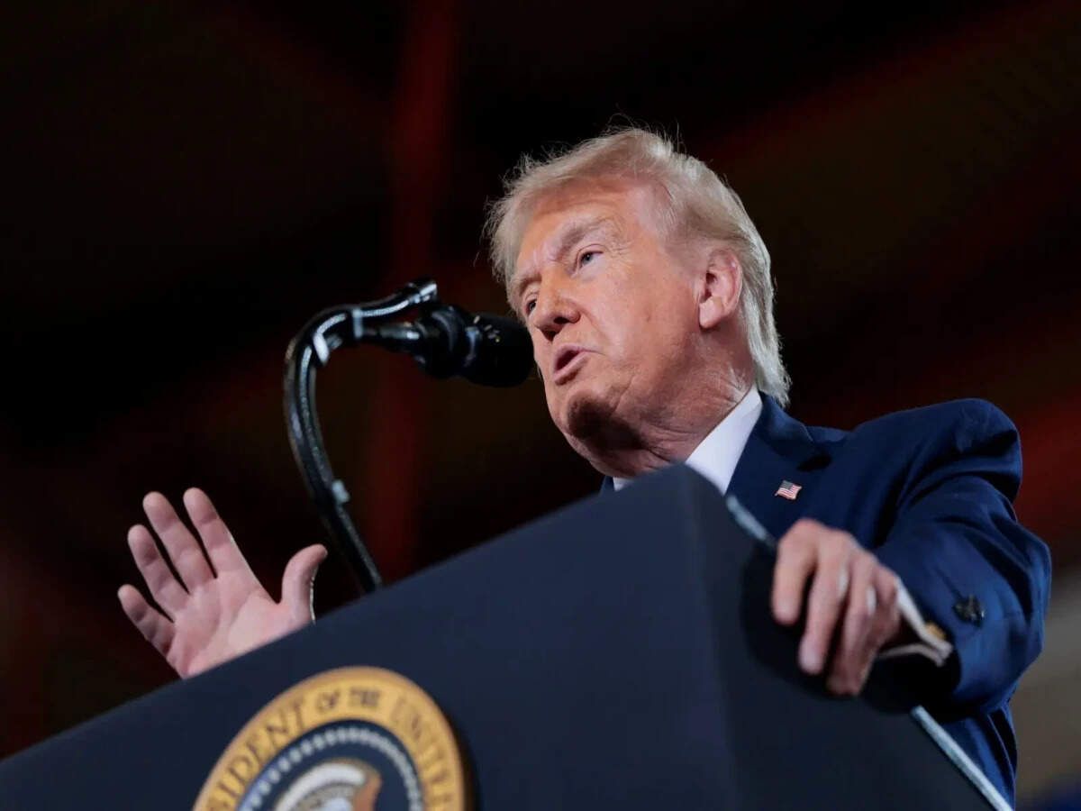 Trump calls off rare Camp David meeting due to weather