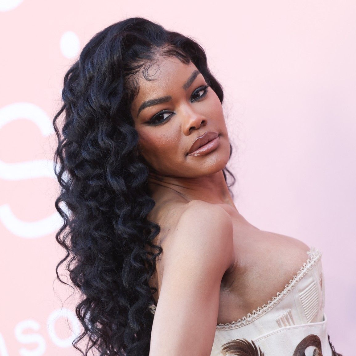 Teyana Taylor Gave Her Pixie Cut the Mullet Treatment