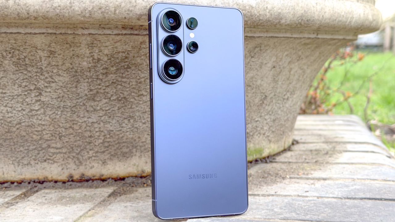 Samsung Wallet just matched Apple Wallet and Google…