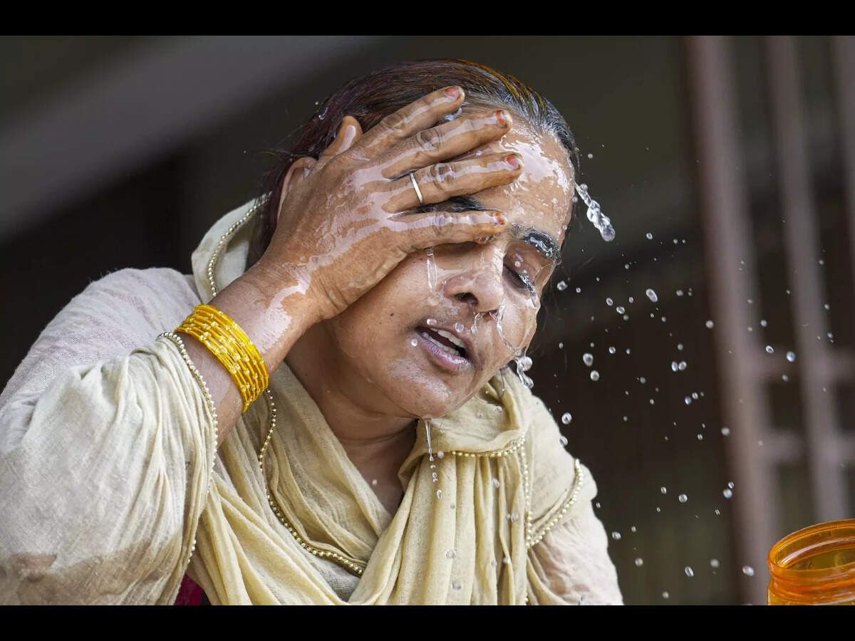Lack of access to water, shelter at Delhi govt…