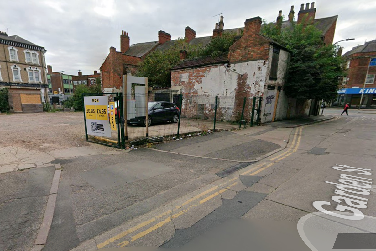 Mystery body in van in Leicester leads police to…