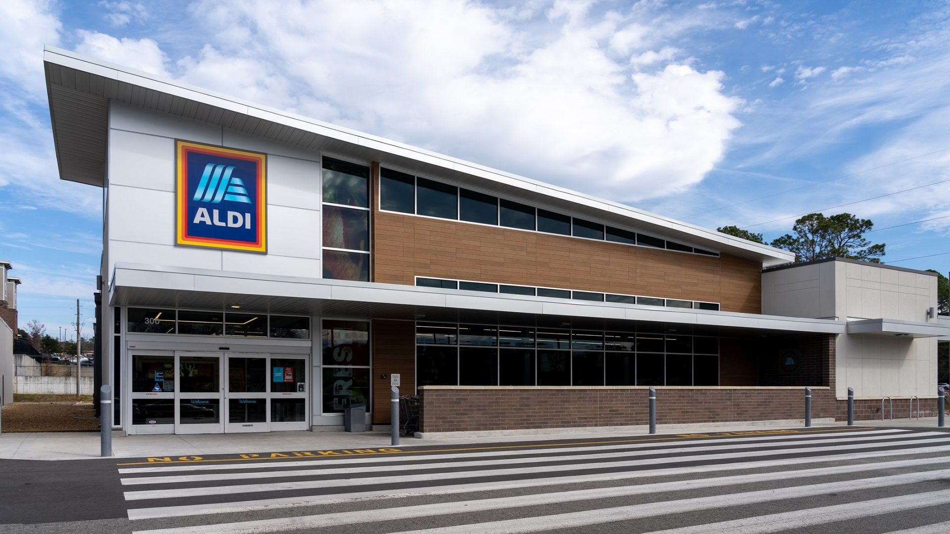 6 Aldi ‘Inflation Busters’ That Help Retirees Make a…