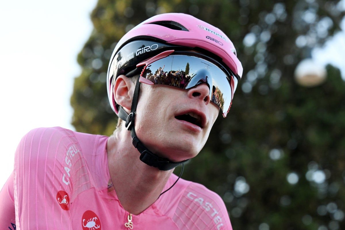 Jonas Vingegaard joins exclusive club as dominant Giro…