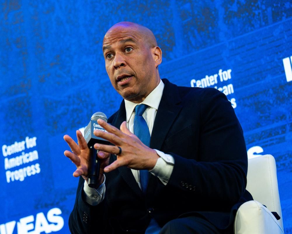 Cory Booker has ‘concerns’ with Graham Platner’s…