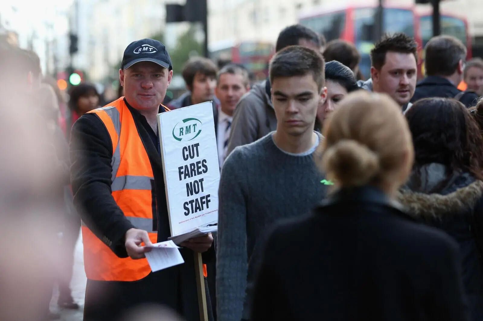 London tube strikes set to go ahead unless last-ditch…