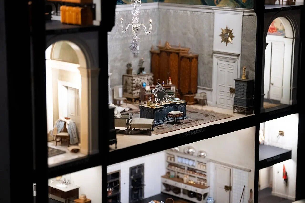Inside Queen Mary's Dolls' House: The 1:12 scale…