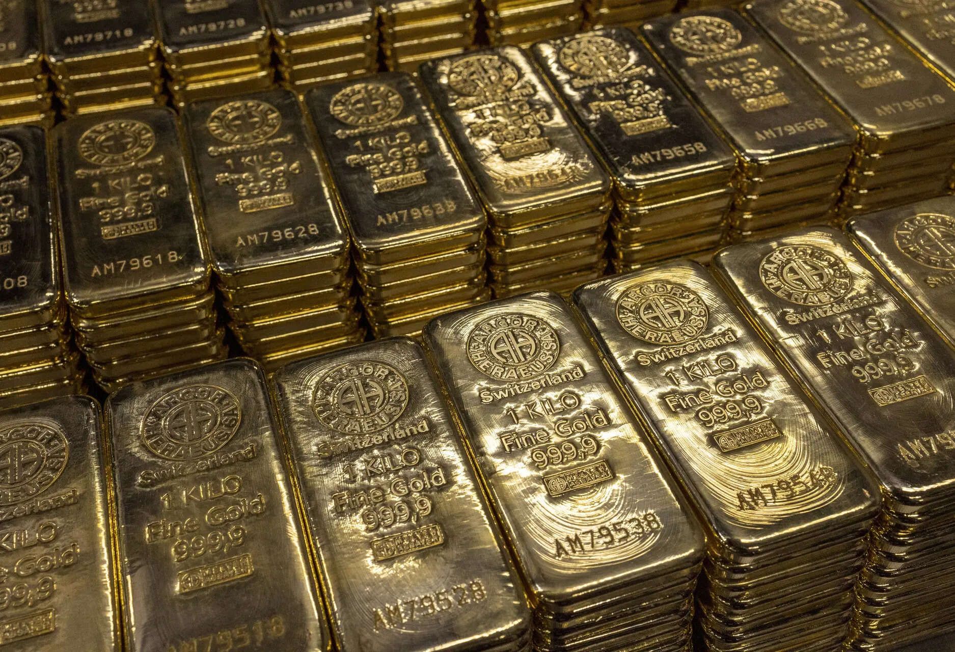 Why is gold price down today, and will precious metals…