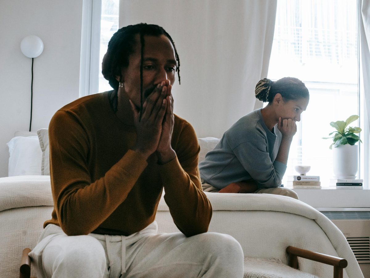 Therapists say people who love their partner but feel…