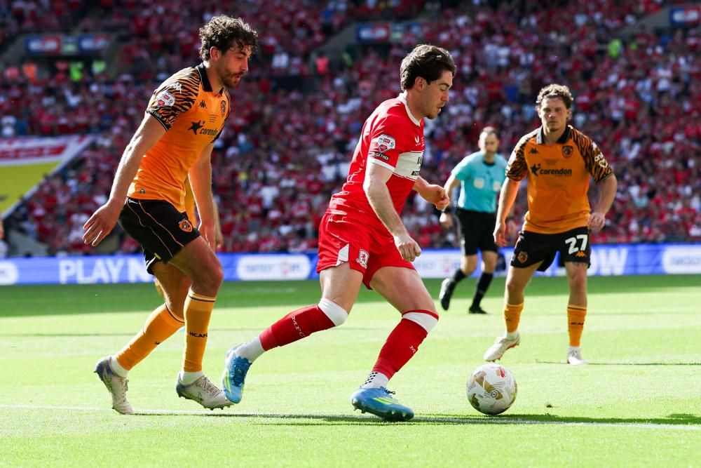 Everton interested in £15m Hayden Hackney but face…