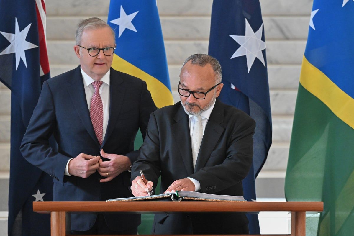 New prime minister says Solomon Islands will review…